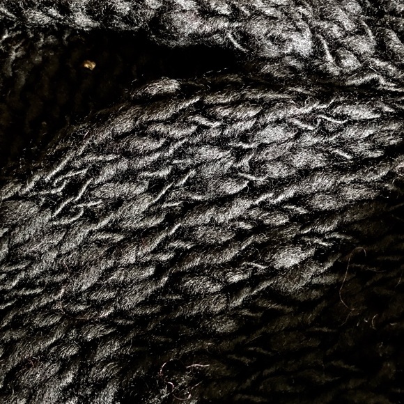 gretchen comley | Accessories | Gretchen Conley Hand Knit Bolero Shrug ...